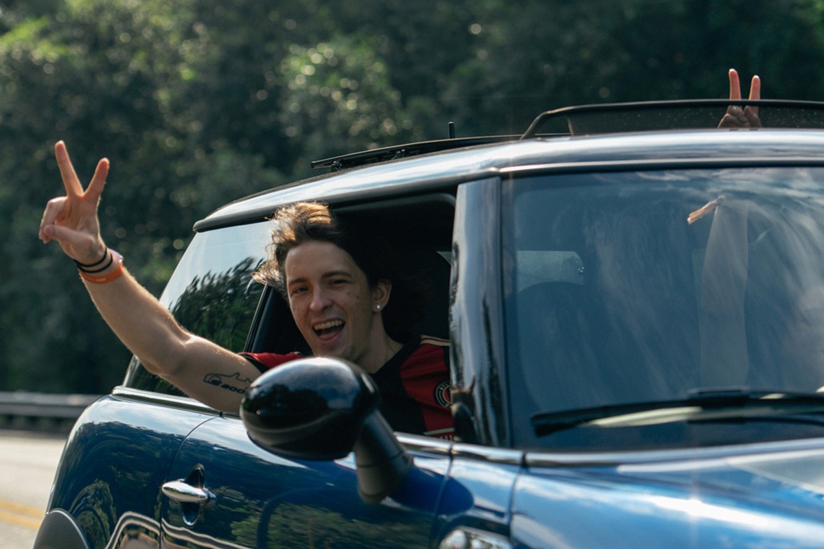 MINI Wave at FriendsCampaign - James Howard Creative Group